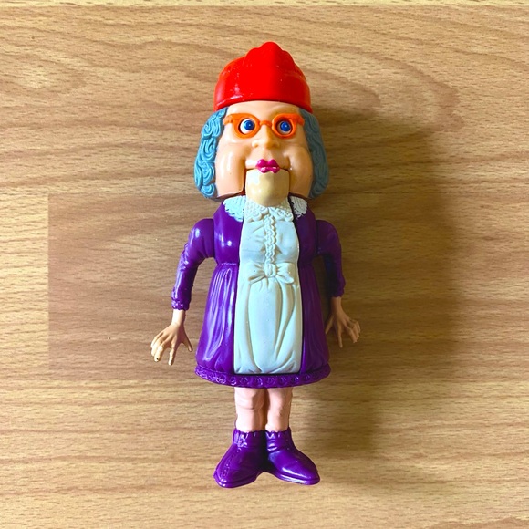 Kenner | Toys | 988 Ghostbusters Granny Gross Toy Action Figure | Poshmark